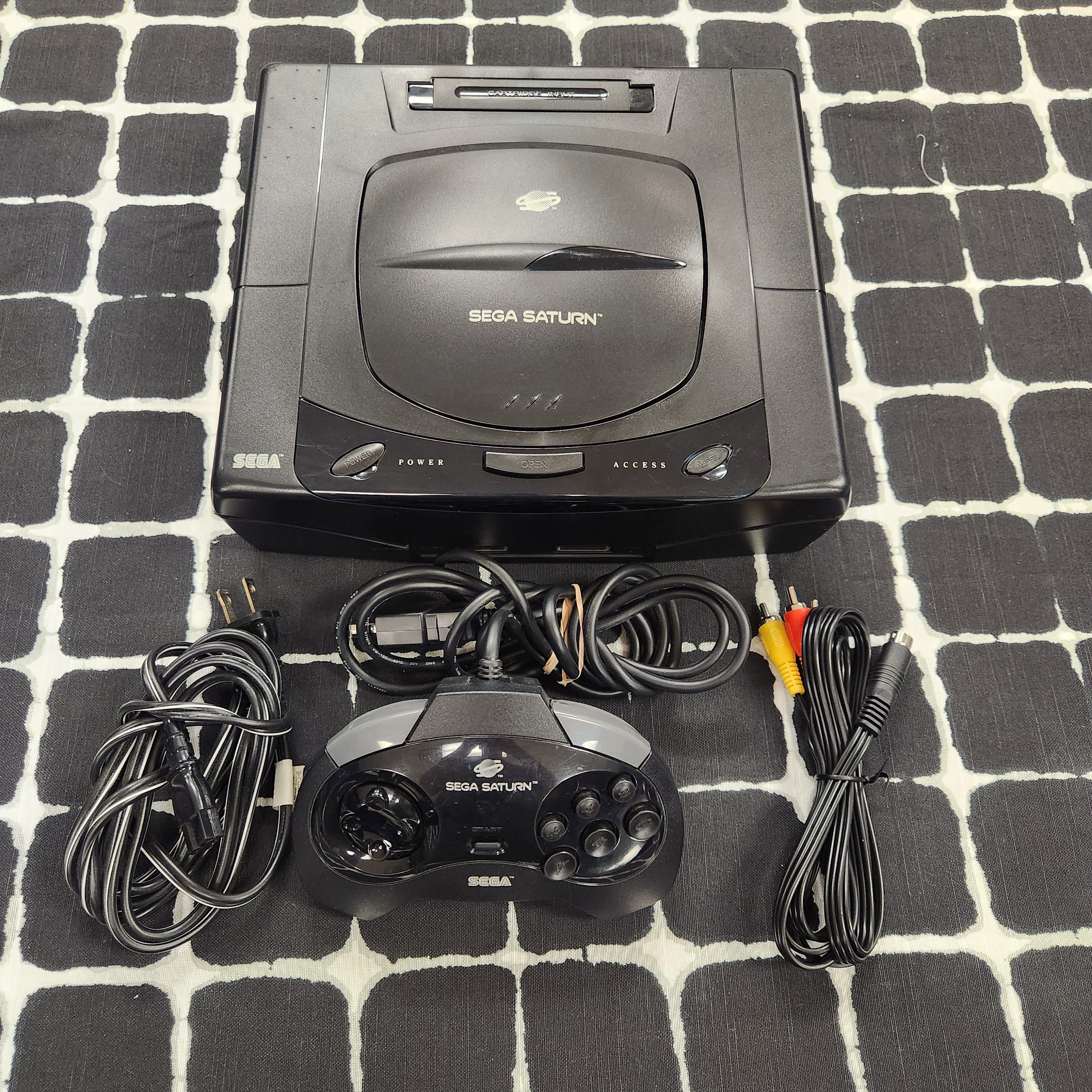 Console (SEGA Saturn, 1995) , Very Good - Retro Games eXchange